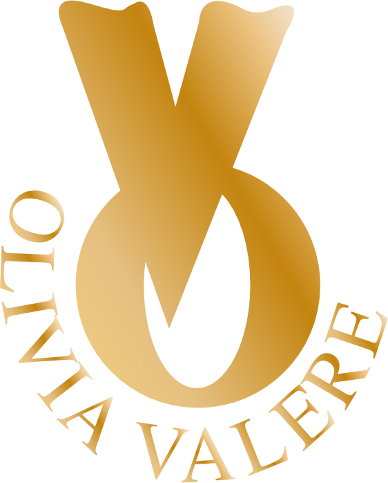 CLUB - Olivia Valere